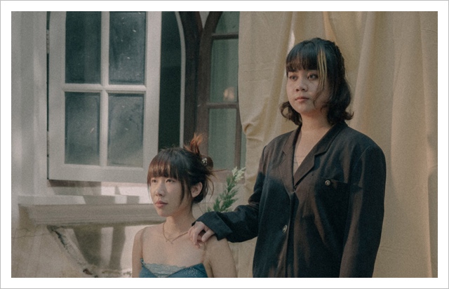 “ด้วยใจยินดี” เพลงใหม่ล่าสุดจากวง “LANDOKMAI” - จิกกะบาล Jiggaban - รายการบันเทิงแนวใหม่ยุค Hi ...